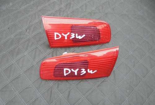 Стоп-сигнал Mazda Demio DY3W L