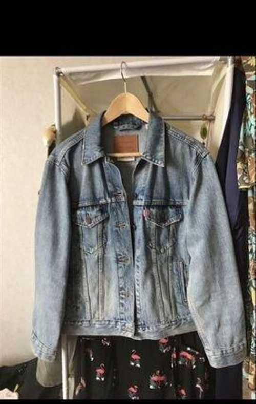 Джинсовая куртка levis