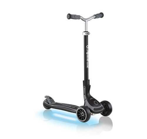 Самокат Globber Ultimum Lights (2020)