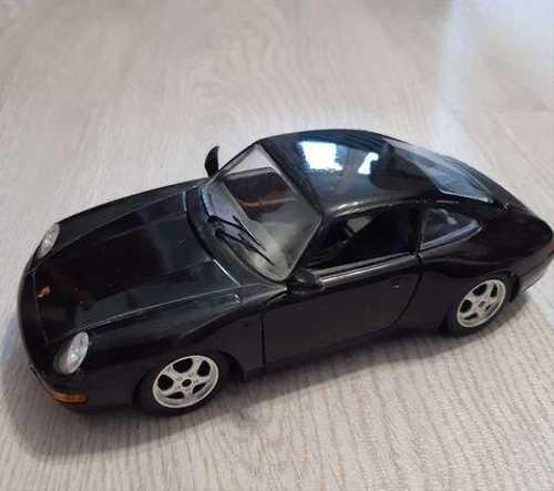 Модель автомобиля Porsche Carrera 911 - 1/24