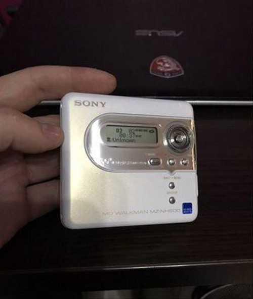 HI-MD Walkman Sony MZ-NH600