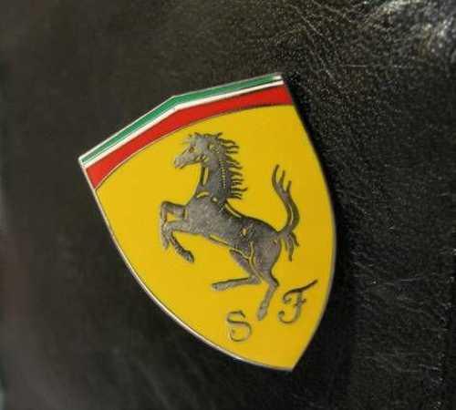 Ferrari значок фото