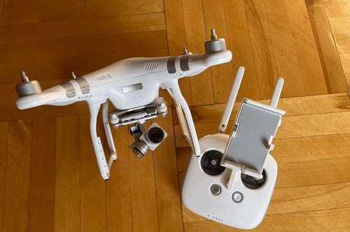 Квадрокоптер DJI Phantom 3 Advanced