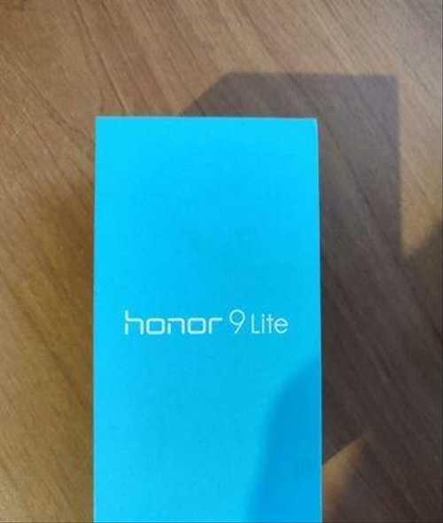 Телефон Huawei Honor 9Lite