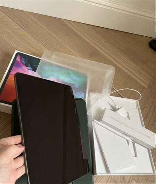 Планшет Apple iPadPro 12.9" (2020) 256GB Wi-Fi Cel