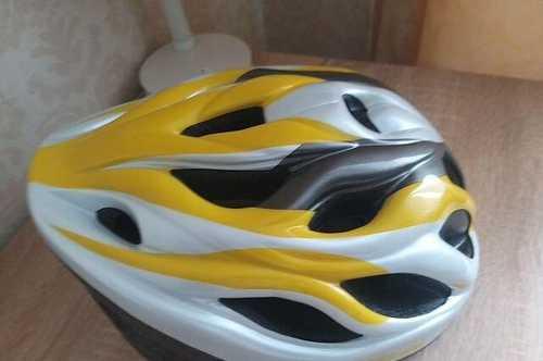 Шлем роликовый (велосипедный) Larsen