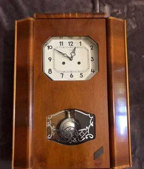 Часы старинные маятниковые с боем очз 1950 гг
