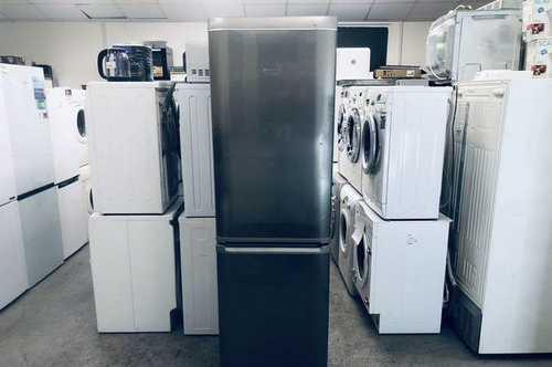 Холодильник бу Hotpoint Ariston