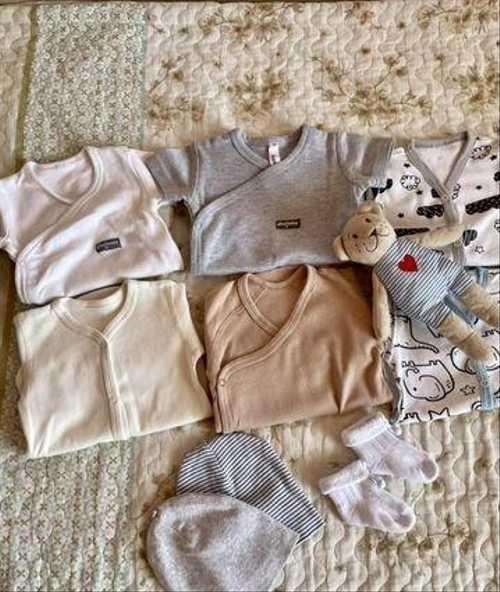Вещи одежда для новорожденного ребёнка пакетом