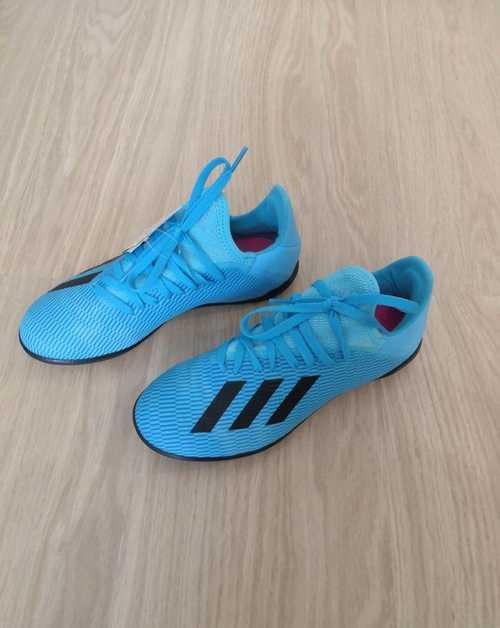 Бутсы футбольные Adidas (сороконожки) р. 36
