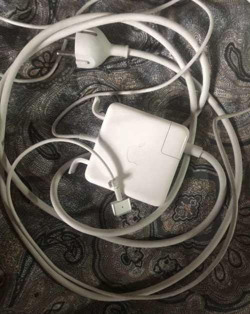 Зарядка для MacBook