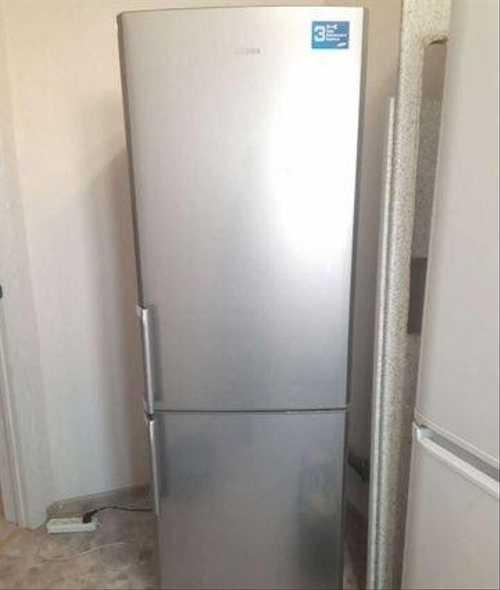 Холодильник с гарантией доставкой Самсунг бу