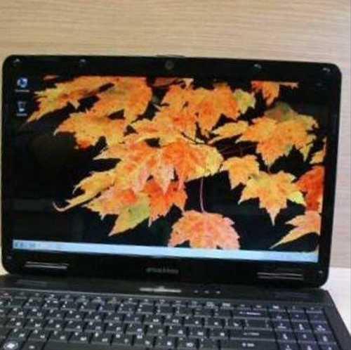 Ноутбук Acer eMachines 17 экран