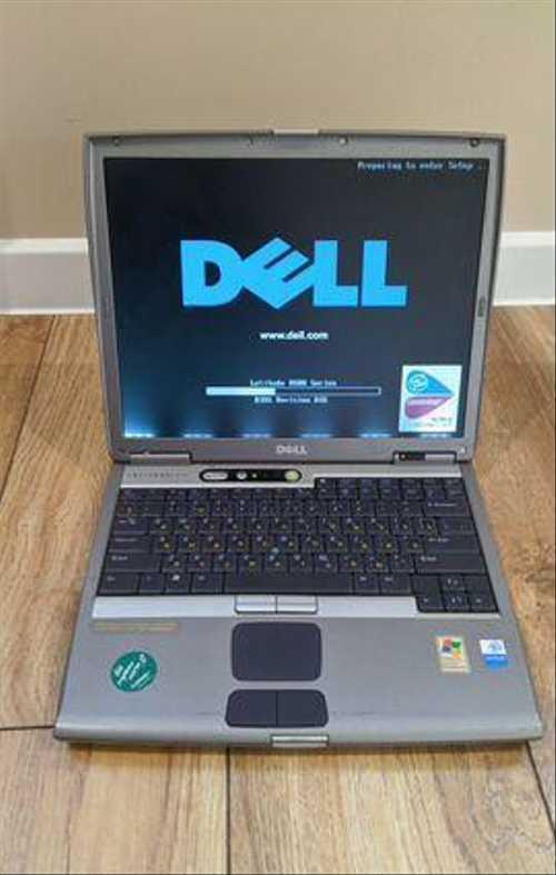 Ноутбук dell Latitude D600