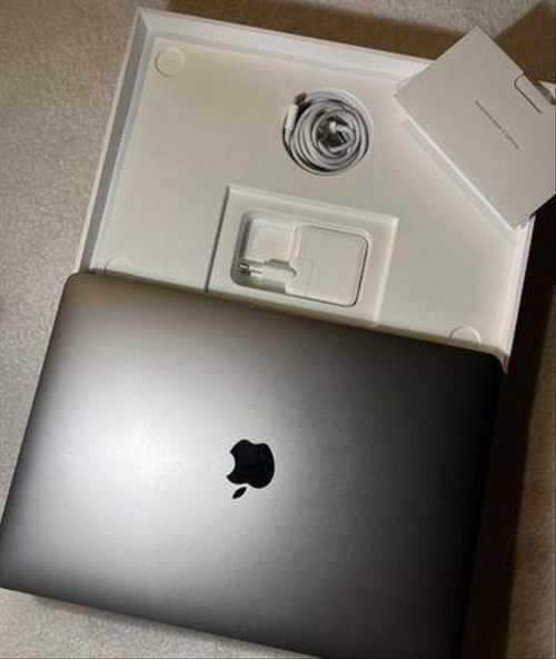 MacBook Air 2020 m1 8/256 (ростест, 31 цикл)