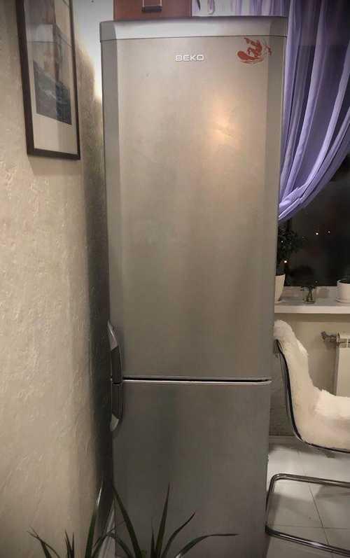 Холодильник Beko CSK38000S