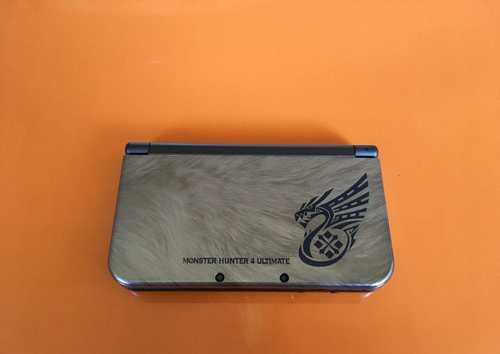 New Nintendo 3DS XL Monster Hunter 4 Ultimate