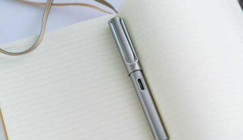 Перьевая ручка Lamy Al-Star EF серый металлик