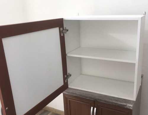 Кухонный навесной шкафчик
