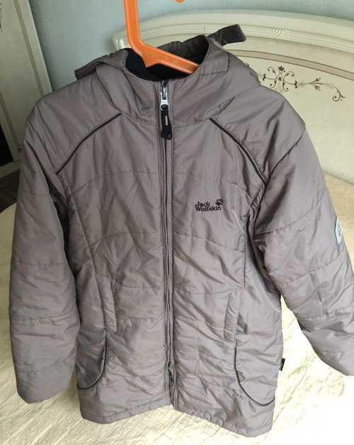 Куртка на девочку Jack Wolfskin 140/146
