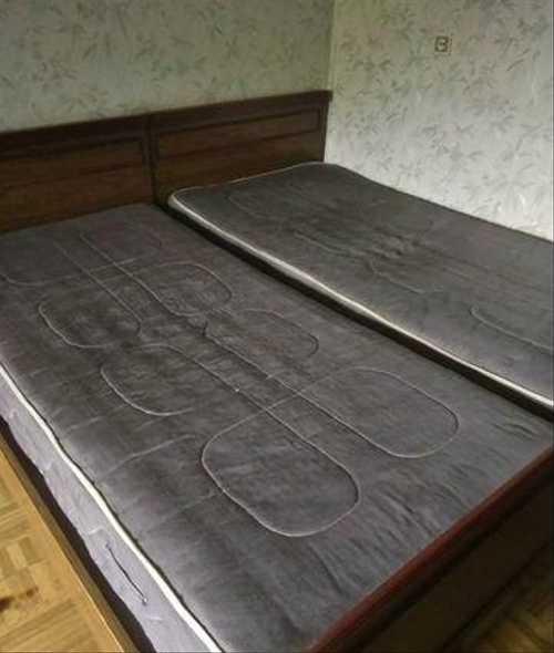 Кровать полутороспальная бу