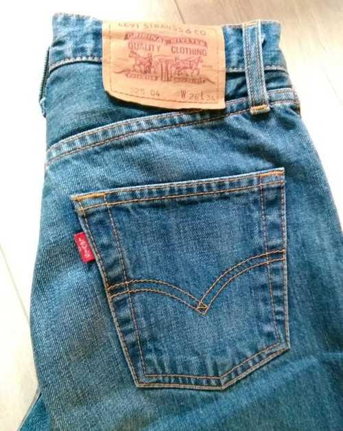 Levi's джинсы женские w26 l34