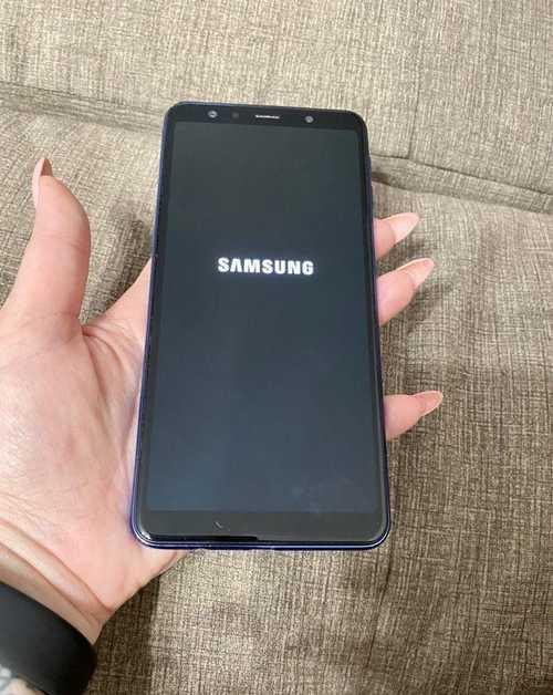 Телефон SAMSUNG А7 2018