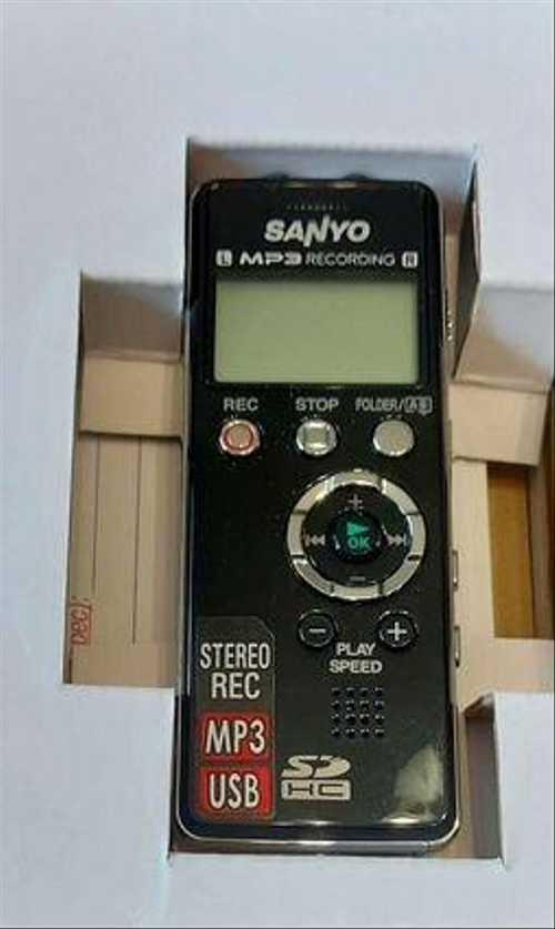 Диктофон sanyo ICR-FP700D