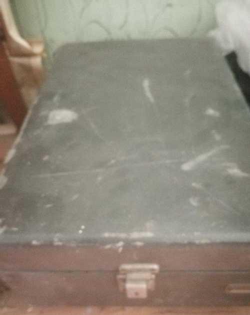 Старинный патифон