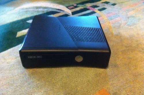 Xbox 360 slim + игры + kinect
