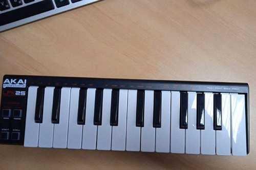 Akai PRO LPK25, портативная USB/midi-клавиатура