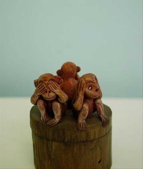 Шкатулка деревянная три обезьяны