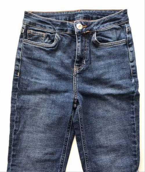 Джинсовые шотры до колена Cross Jeans