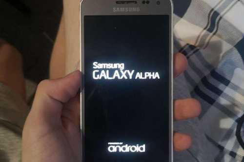 Телефон Samsung alpha