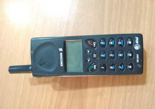 Телефон раритетный сотовый Ericsson LX 677