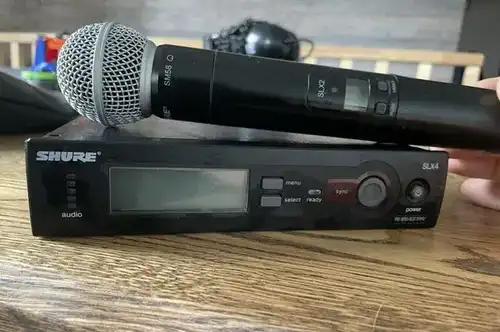 Радиосистема shure SLX4/SLX2 SM58