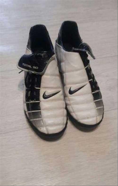 Сороконожки/шиповки Nike Total 90, 2007