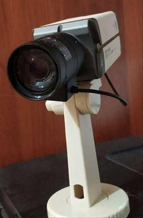 Камеры видеонаблюдения. Уличные, внутренние