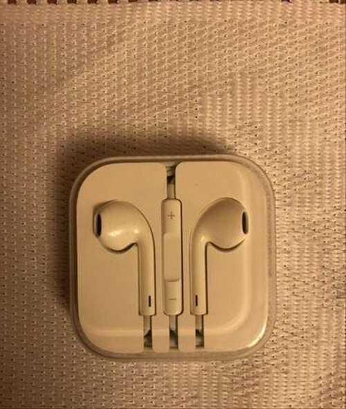 Наушники Apple EarPods с mini jack 3.5