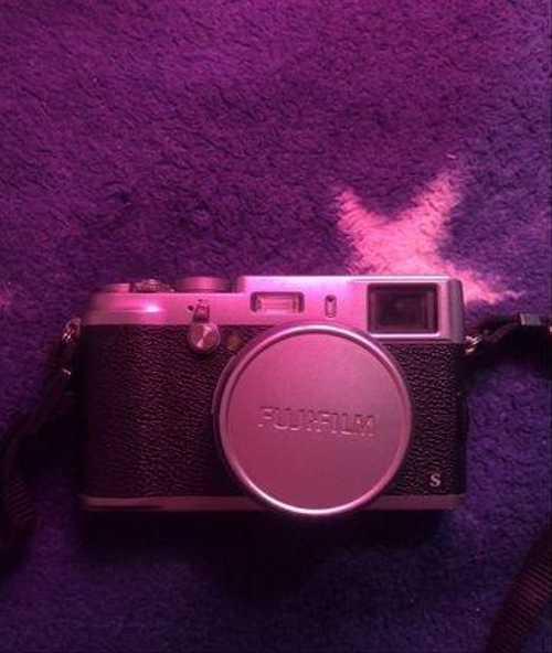 Цифровой фотоаппарат Fujifilm x100s