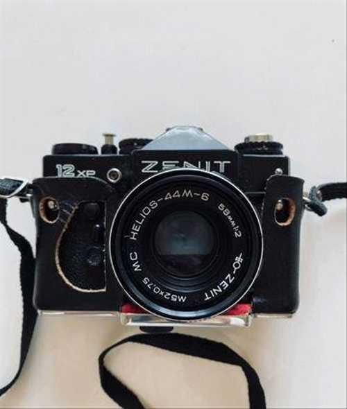 Зеркальный фотоаппарат Zenit 12xp