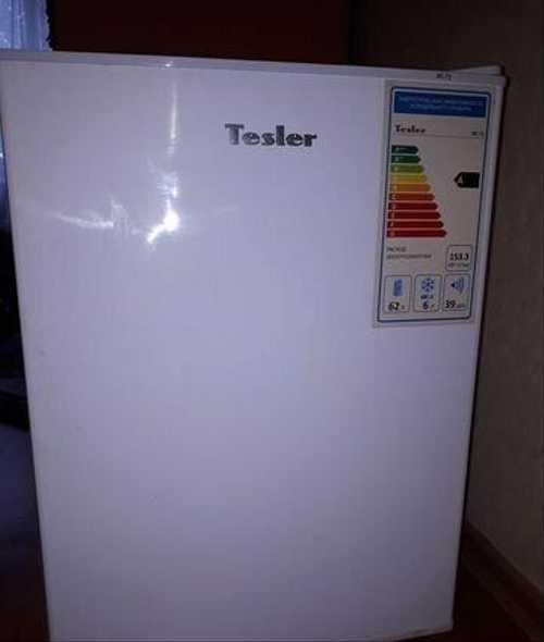 Холодильник бу Tesler RC73 маленький отл. Сост сам