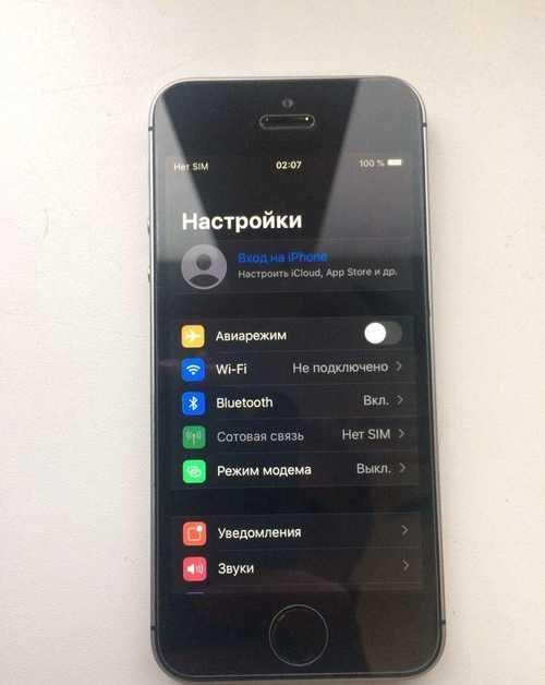 Телефон iPhone 5se 32
