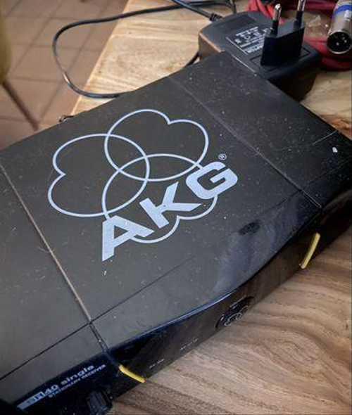 Радиосистема akg sr40