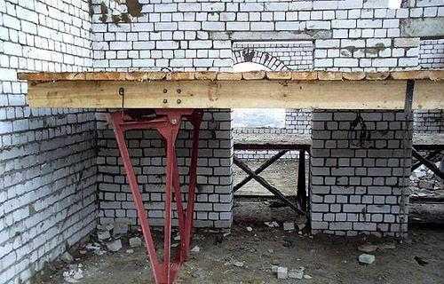 Стол каменщика