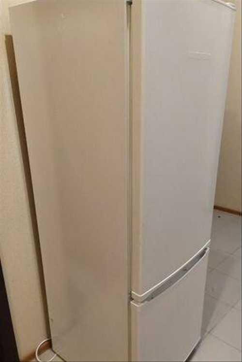 Холодильник liebherr CUP 2711