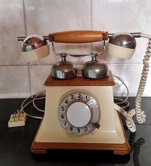 Телефон ретро СССР