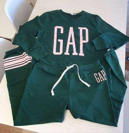 Костюм женский Gap