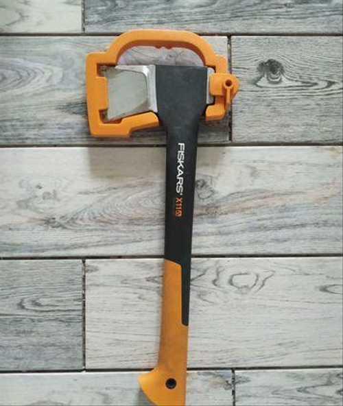 Топор Fiskars X11