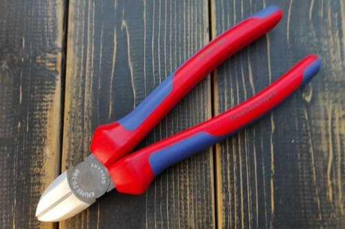 KN-7005180 Кусачки боковые knipex